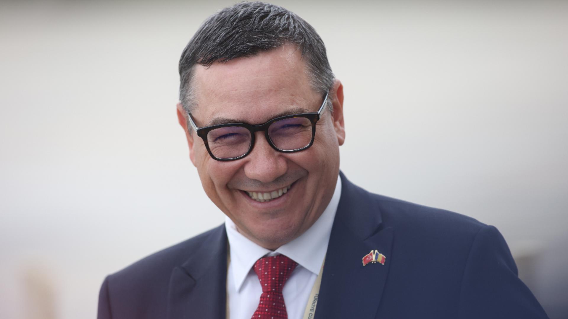 Victor Ponta, despre Simion: ”Atunci când reprezinţi foarte mulţi ...