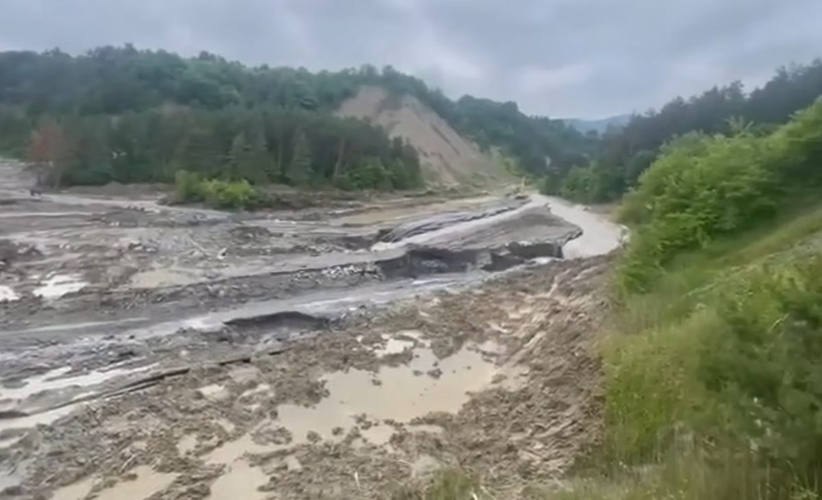 Digul de la Salina Praid a cedat. Atât zona minieră, cât și cea ...