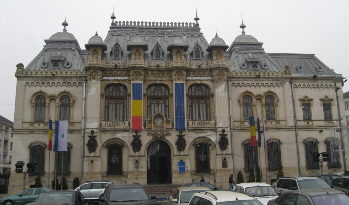 Primăria Craiova: Dezbatere publică privind interzicerea totală a ...